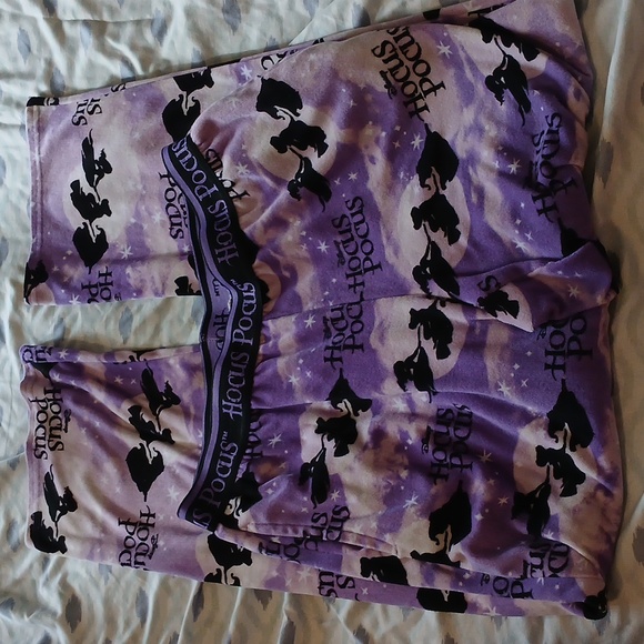 Disney | Intimates & Sleepwear | Disney Hocus Pocus Womans Pajama Pants ...